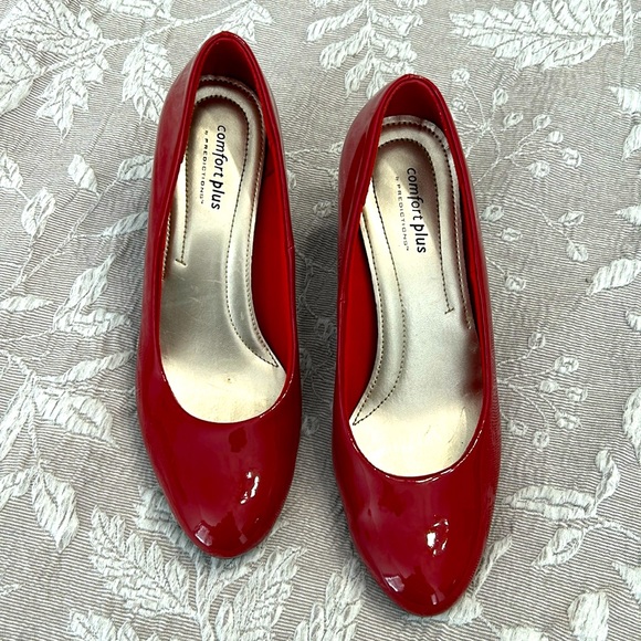 comfort plus by Predictions | Shoes | Absolutely Gorgeous Cherry Red ...